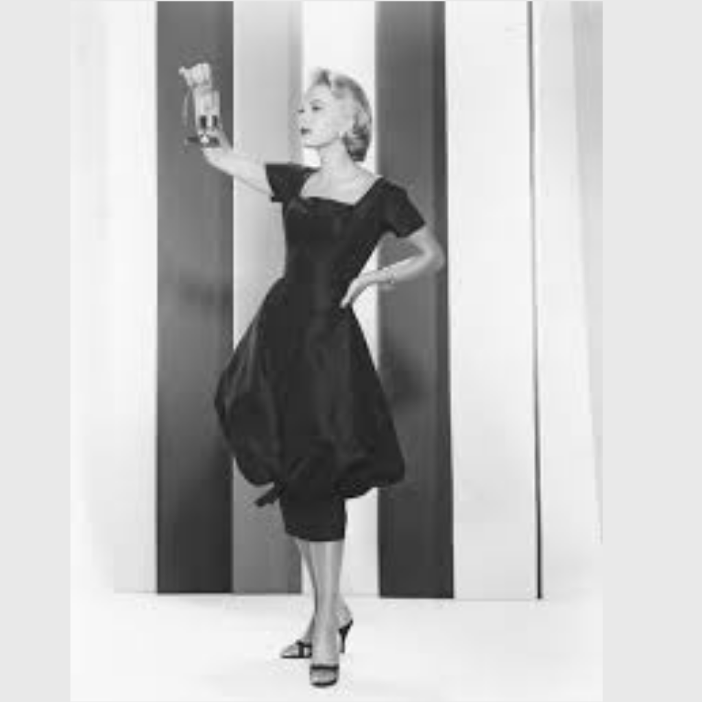 Dramatic Classic Kibbe Body Type - Complete Style Guide & Celebrities
