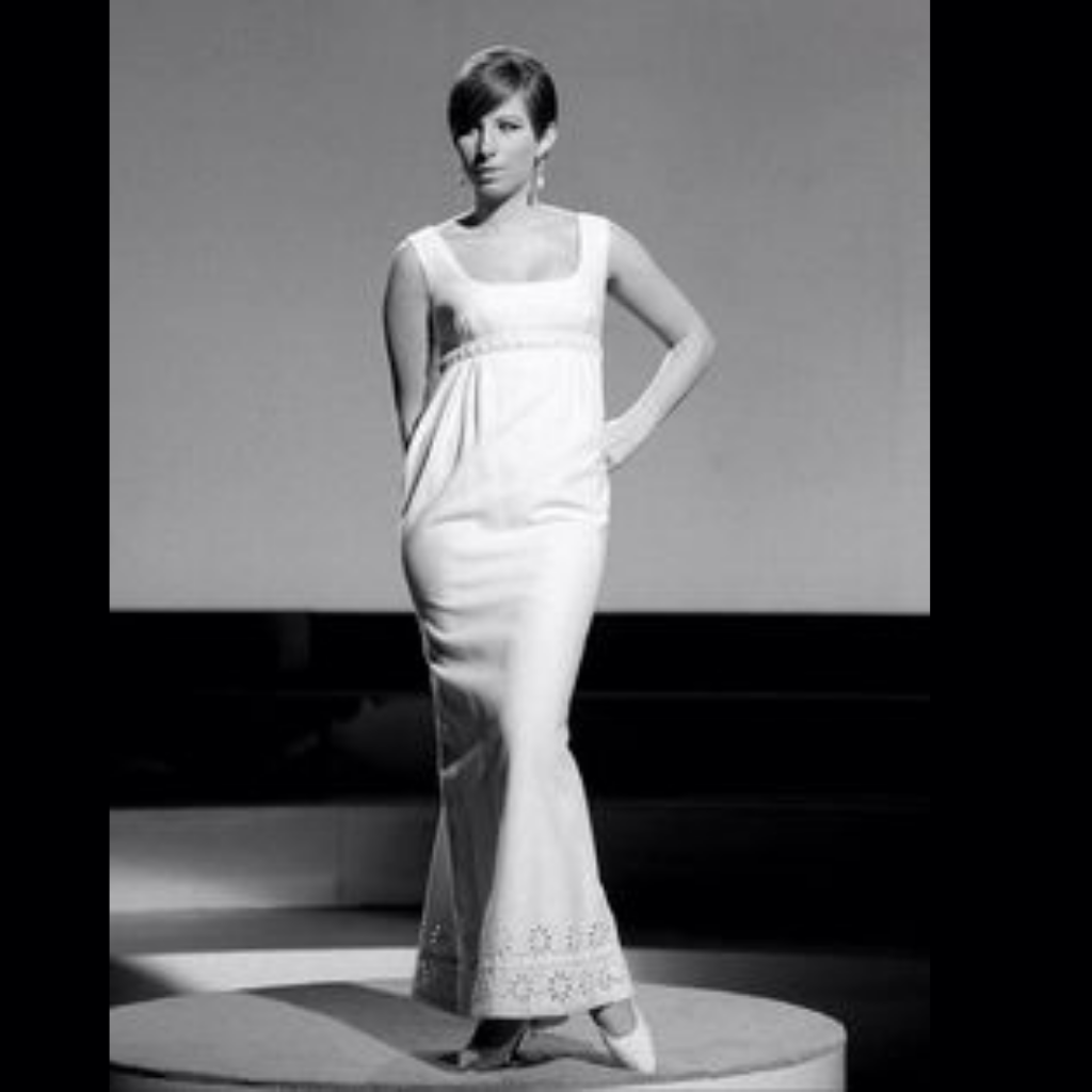 Soft Dramatic Kibbe Body Type - Complete Style Guide & Celebrities